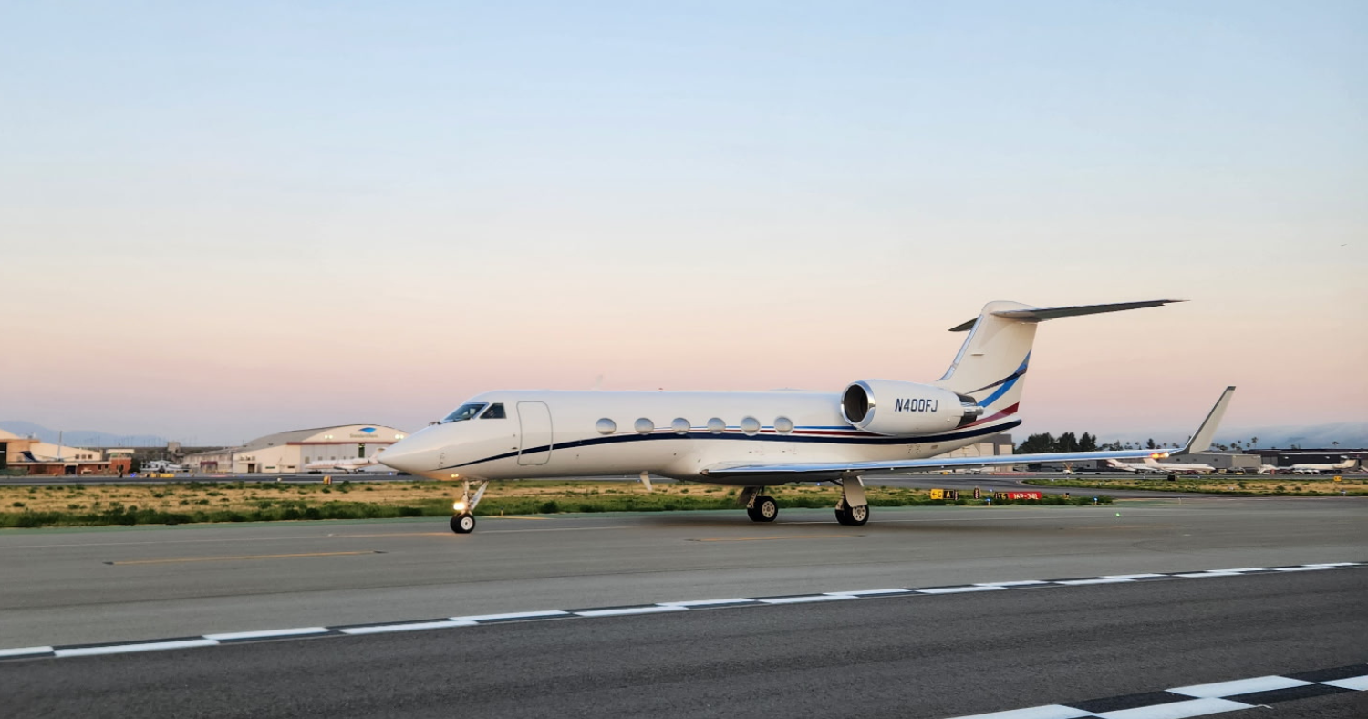 Explore the Splendor of the Gulfstream IVSP N400FJ - Prime Jets